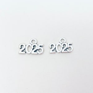 Tiny 2025 Charm. 10 / 20 / 30 / 40 / 50 / 100 Pcs Tiny 2025 Year Charms ...