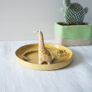 Handmade Ceramic Ring Dish With Giraffe - Etsy