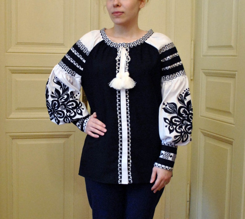Ukrainian Embroidered Blouse Vyshyvanka for Women Black&white - Etsy