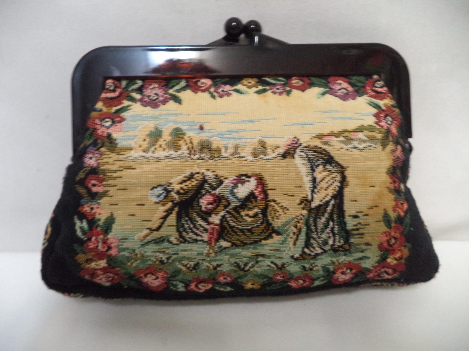 Walborg Japan Vintage Needlepoint Tapestry Bakelite Frame Clutch Bag ...