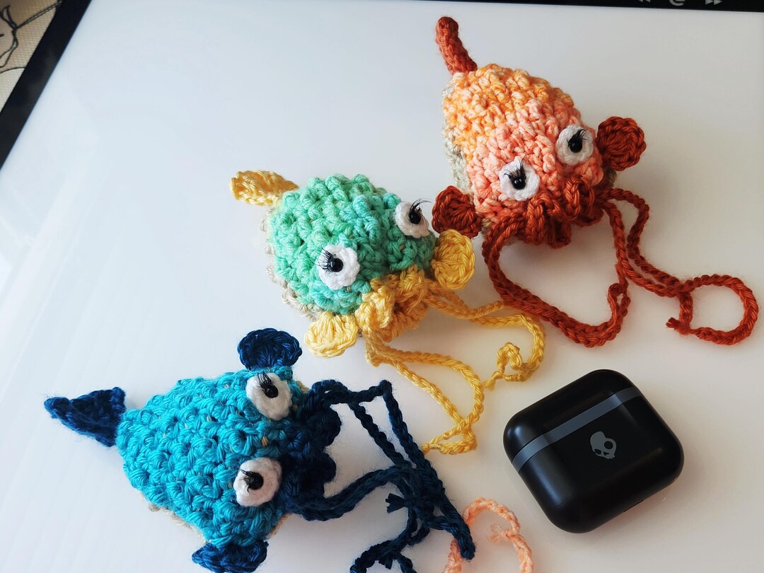 Keychain Puffer Fish Blowfish Kissy Bag for Airpods Earbuds Headphones ...