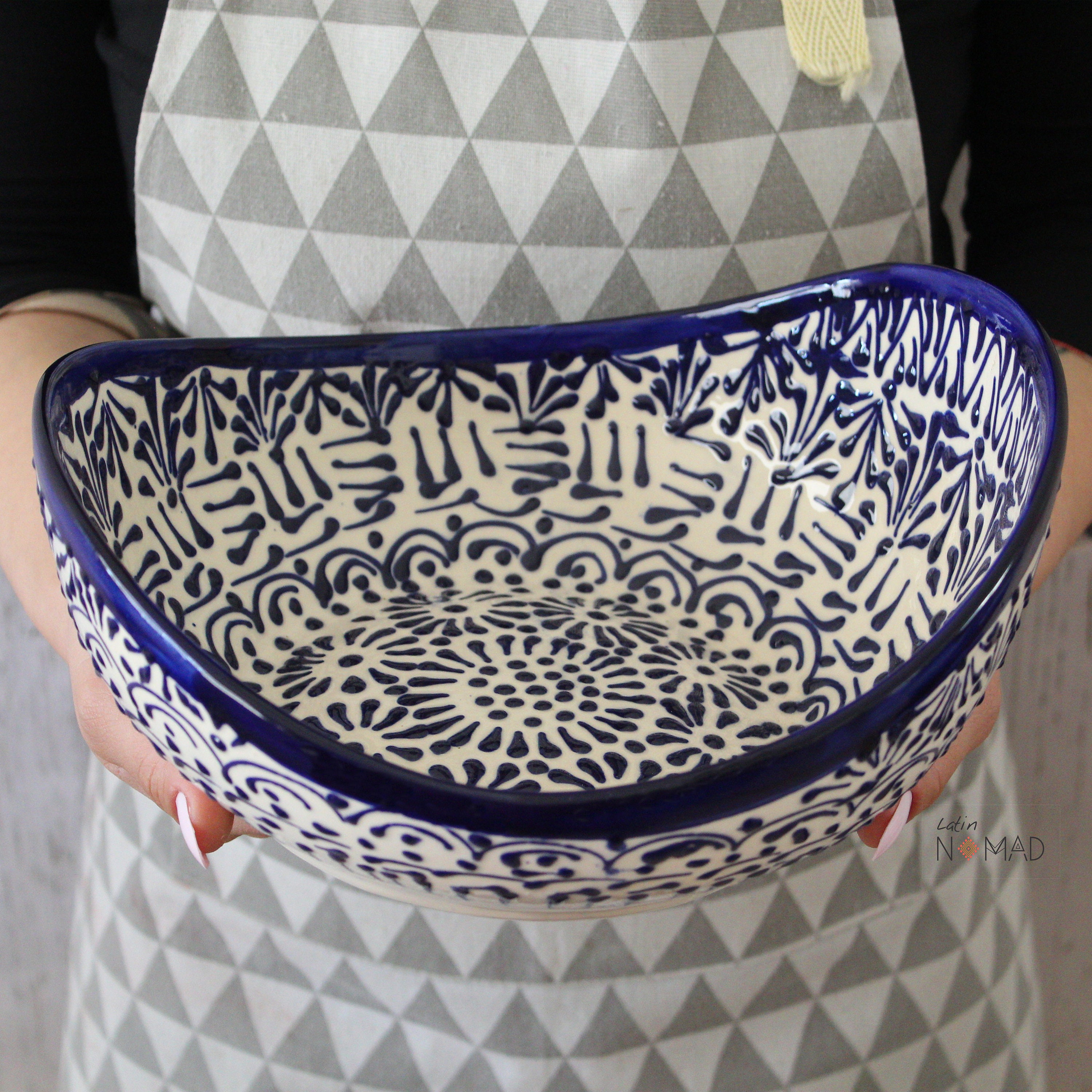 Camila Bowl in White Ceramic Pottery Serving Bowl Platters Kitchenware ...