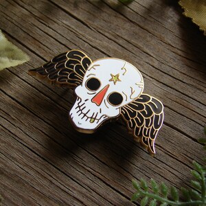 Skull Enamel Pin Memento Mori Pin Winged Skull Salem Cemetery Pin ...