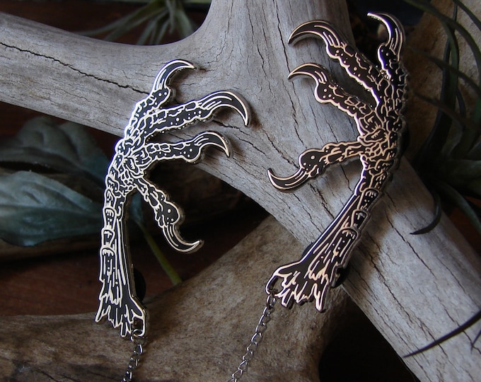 Raven Feet Chain Enamel Pin Bird Feet Crow Chained Pins Collar Cloak ...