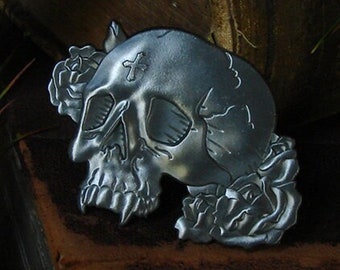 Skull Pin - Etsy