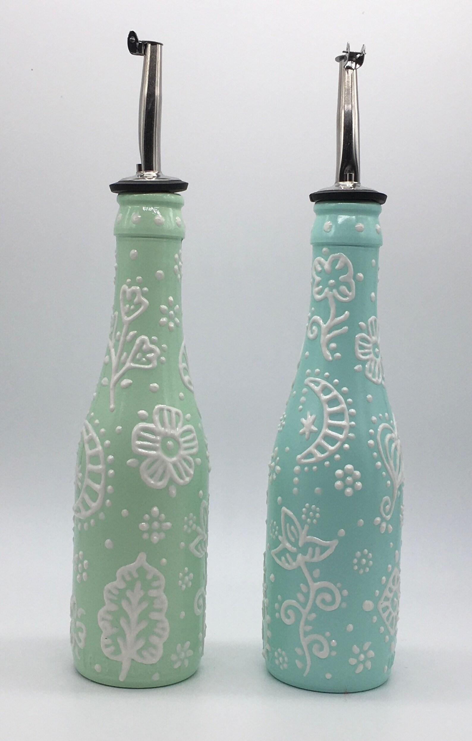 FREE SHIPPING Hand Painted Glass Oil and Vinegar Set - Etsy