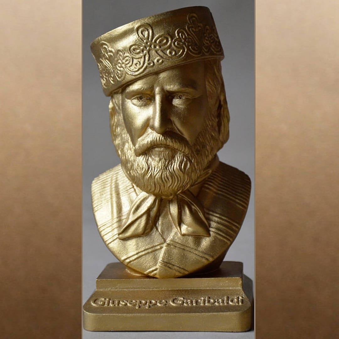 Giuseppe Garibaldi Color Gold Bust Figure Sculpture - Etsy