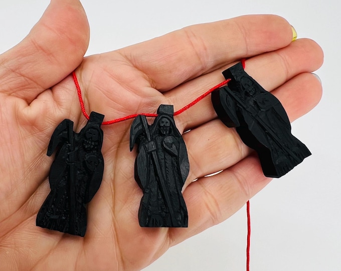 Santa Muerte Mazo - Etsy