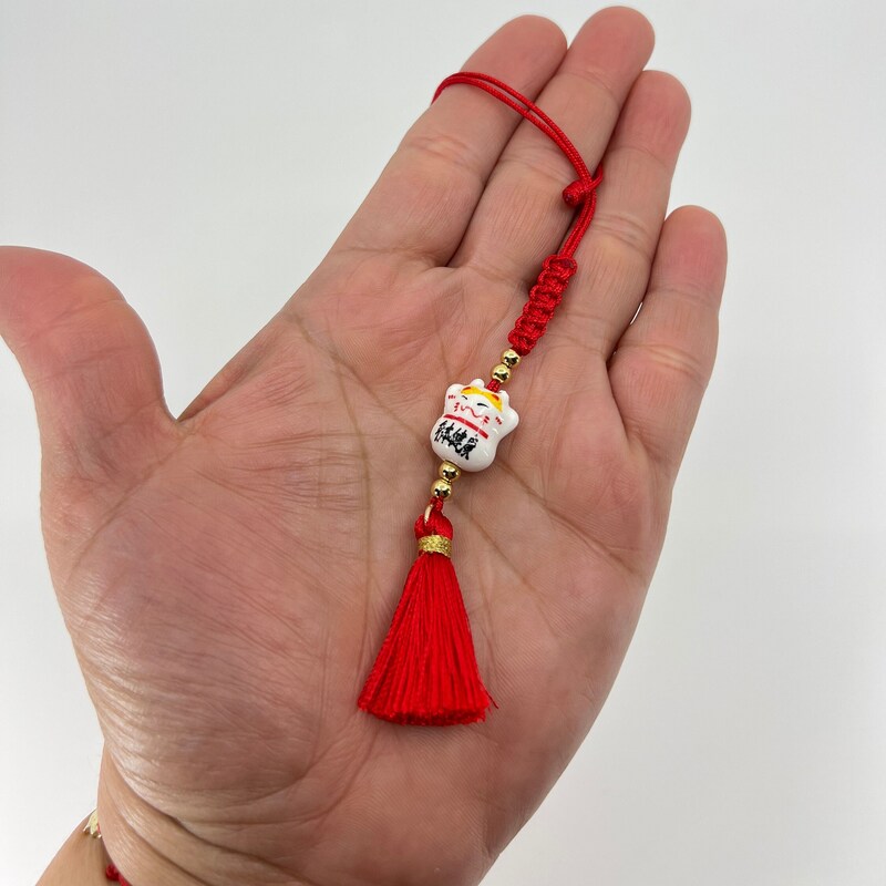 Red Maneki Neko Keychain - Etsy