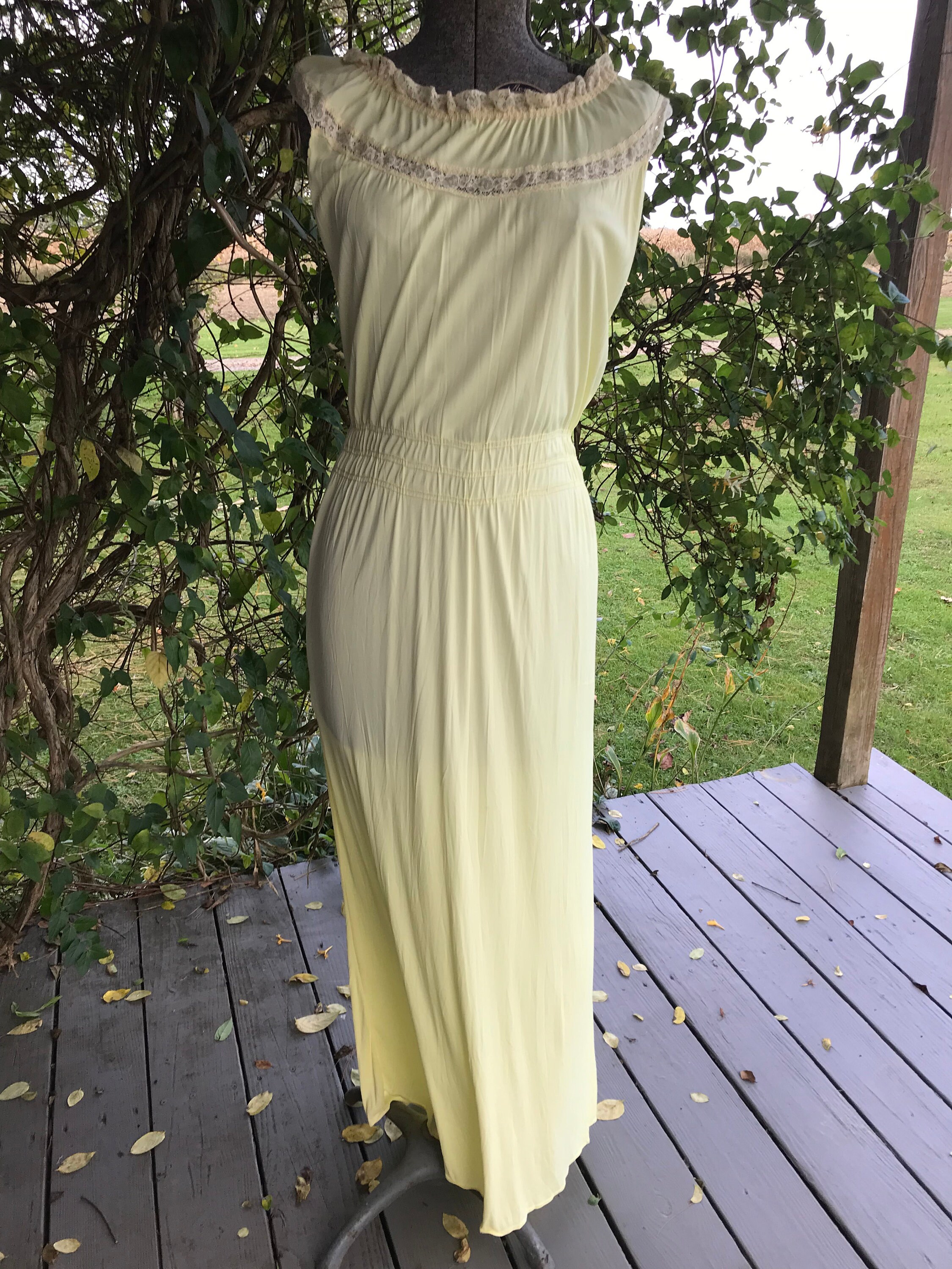 Vintage Ladies Yellow Rayon Nightgown Full Length Nightie - Etsy