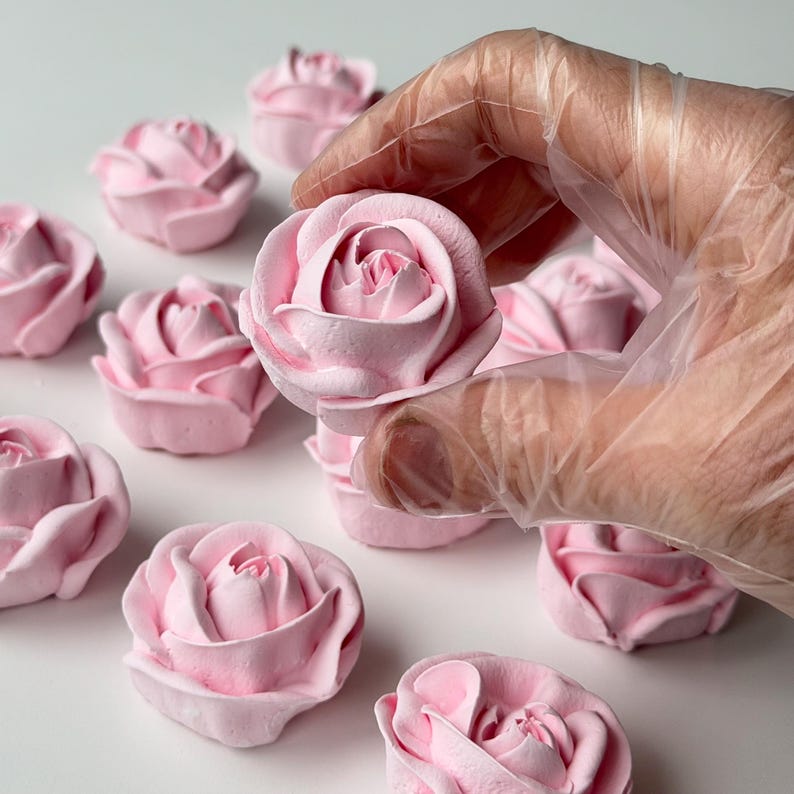 6 Edible Roses Cake Toppers Marshmallow Flowers Birthday Wedding Cake ...