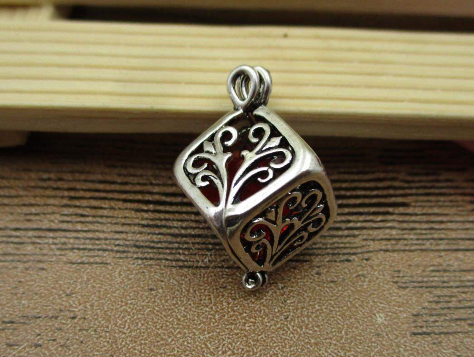 2 Cube Cage Pendants Small Cube Cage Charm for 8mm Pearls or - Etsy