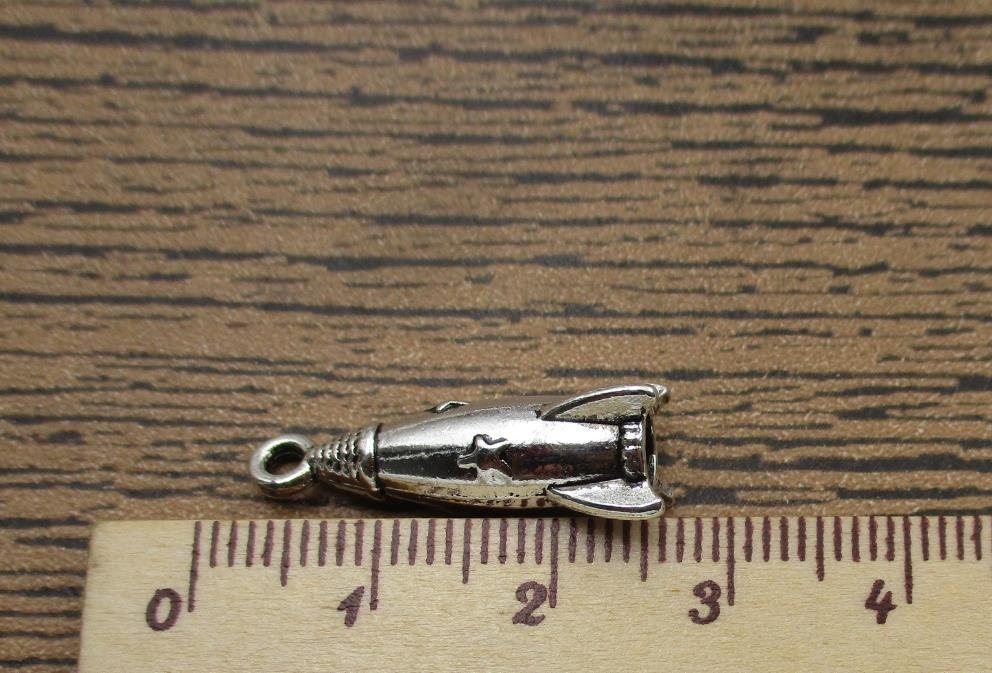12 Rocket Charms Antique Silver Tone 3D Charms-RS955 | Etsy