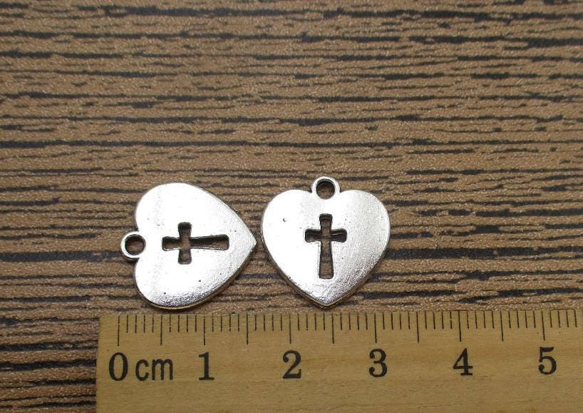 20 Heart Charms With Cross Middleantique Silver Tone-rs731 - Etsy