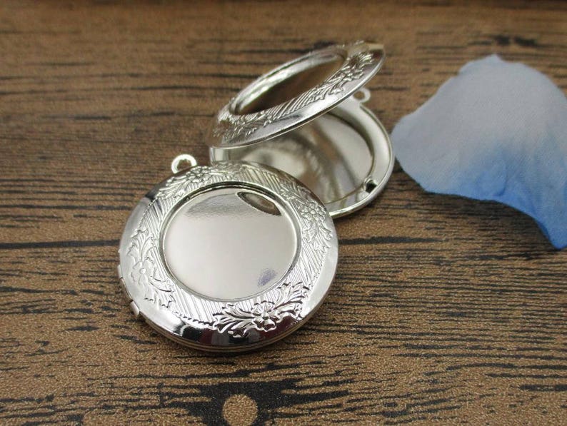 2 Round Bezel Photo Lockets Match 20mm Cabochon SetSilver | Etsy