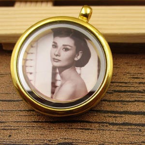 1 Round Glass Floating Locket Pendant,golden Openable Pendant,memory ...