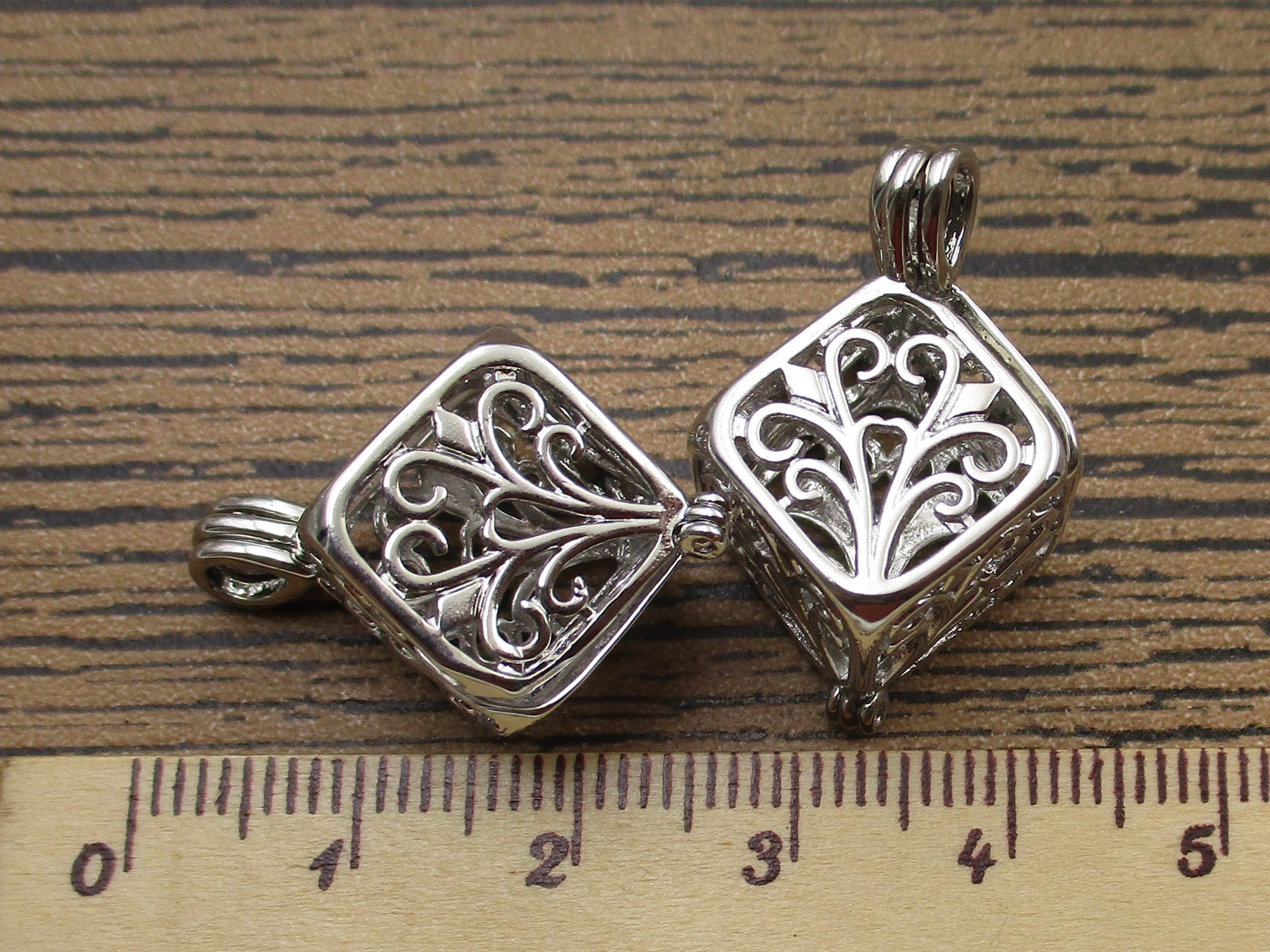 2 Antique Silver Tone Cube Cage Pendants, 8mm Pearl Charms - Etsy
