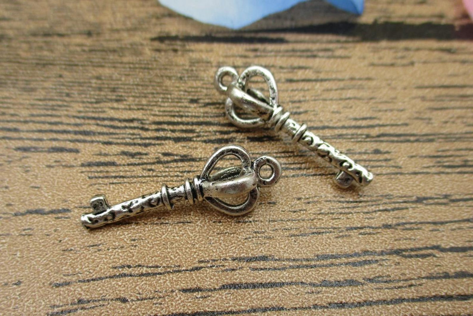 20 Key Charms Antique Silver Tone 3D Charms-RS574 | Etsy