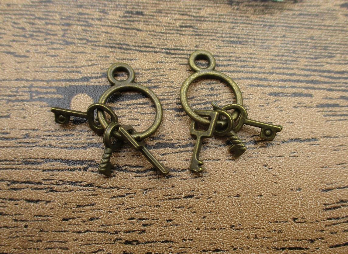 8 Bunch of Keys Charms Antique Bronze Tone-rs507 - Etsy