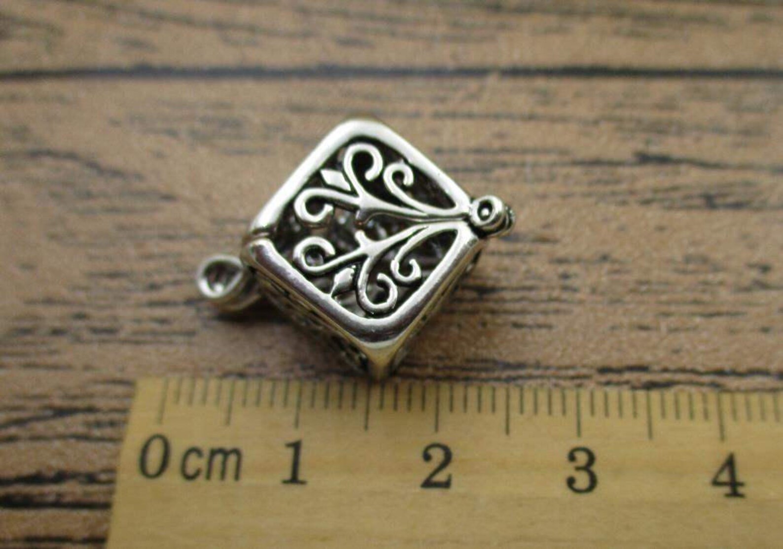 2 Cube Cage Pendants Small Cube Cage Charm for 8mm Pearls or - Etsy