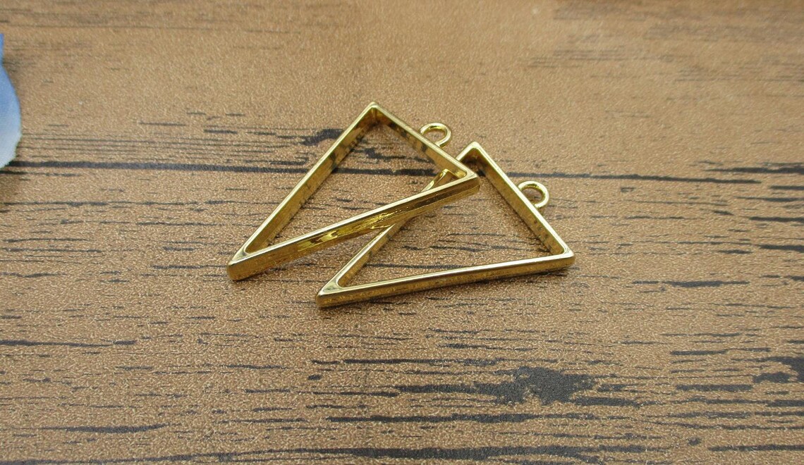 2 Triangular Shape Bezel Pendants,locket Frame,gold Color-ts235 - Etsy
