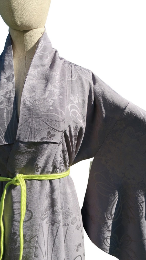 vintage gray kimono with - Gem