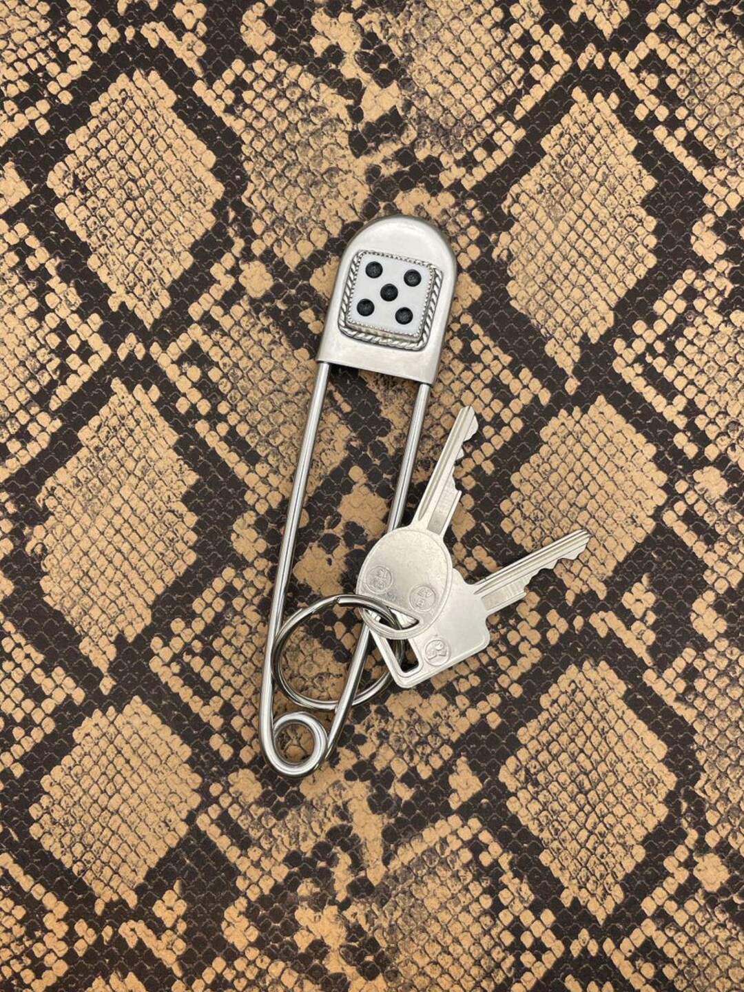 Zeth-jumbo Safety Pin With White Dice #5 - Etsy
