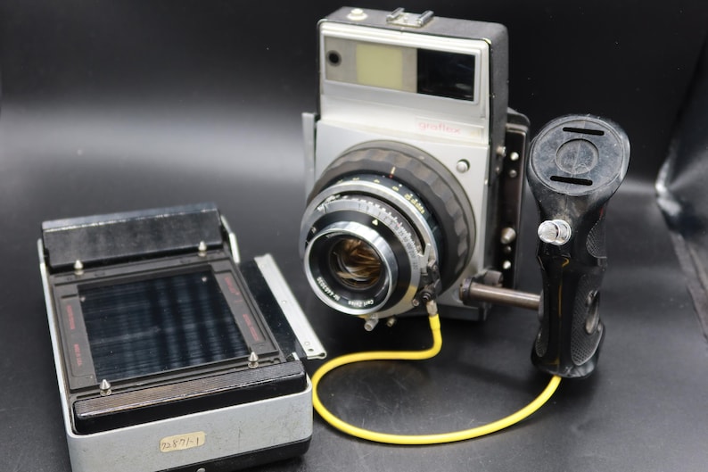 Graflex XL Medium Format Film Camera With Planar 80mm F/2.8 Lens ...
