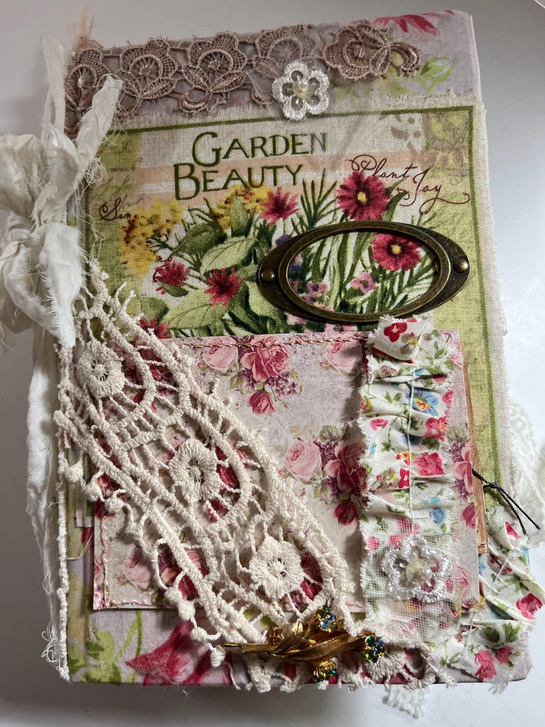 Junk Journal "garden Beauty' 3 Signatures Approx. 120 Pages Flowers ...