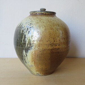 Large Ceramic Lidded Moon Jar, 8 Inch, Wood and Soda Fired - Etsy