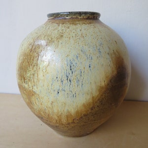 Large Ceramic Lidded Moon Jar, 8 Inch, Wood and Soda Fired - Etsy