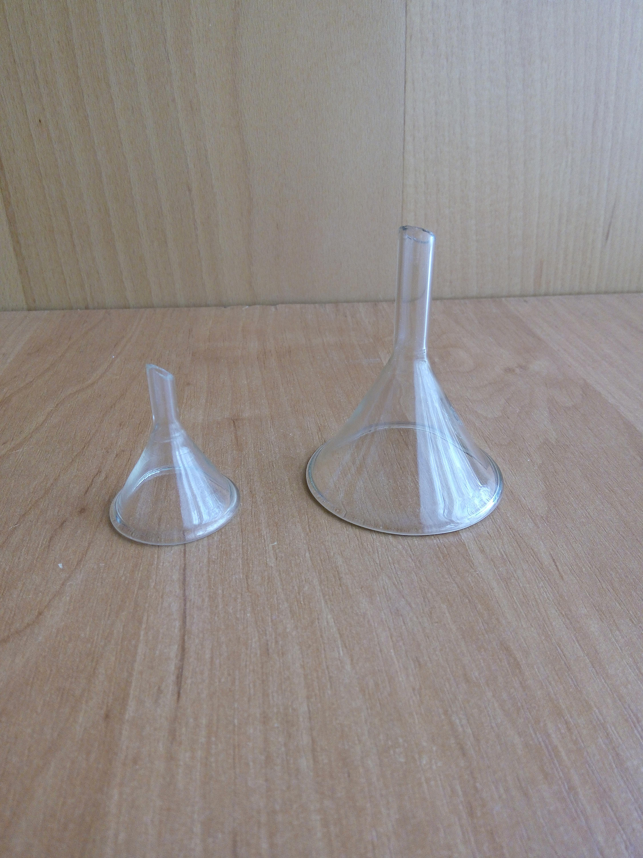 Two Glass Mini Funnel, Pharmacy Apothecary Gift, Laboratory Chemistry ...