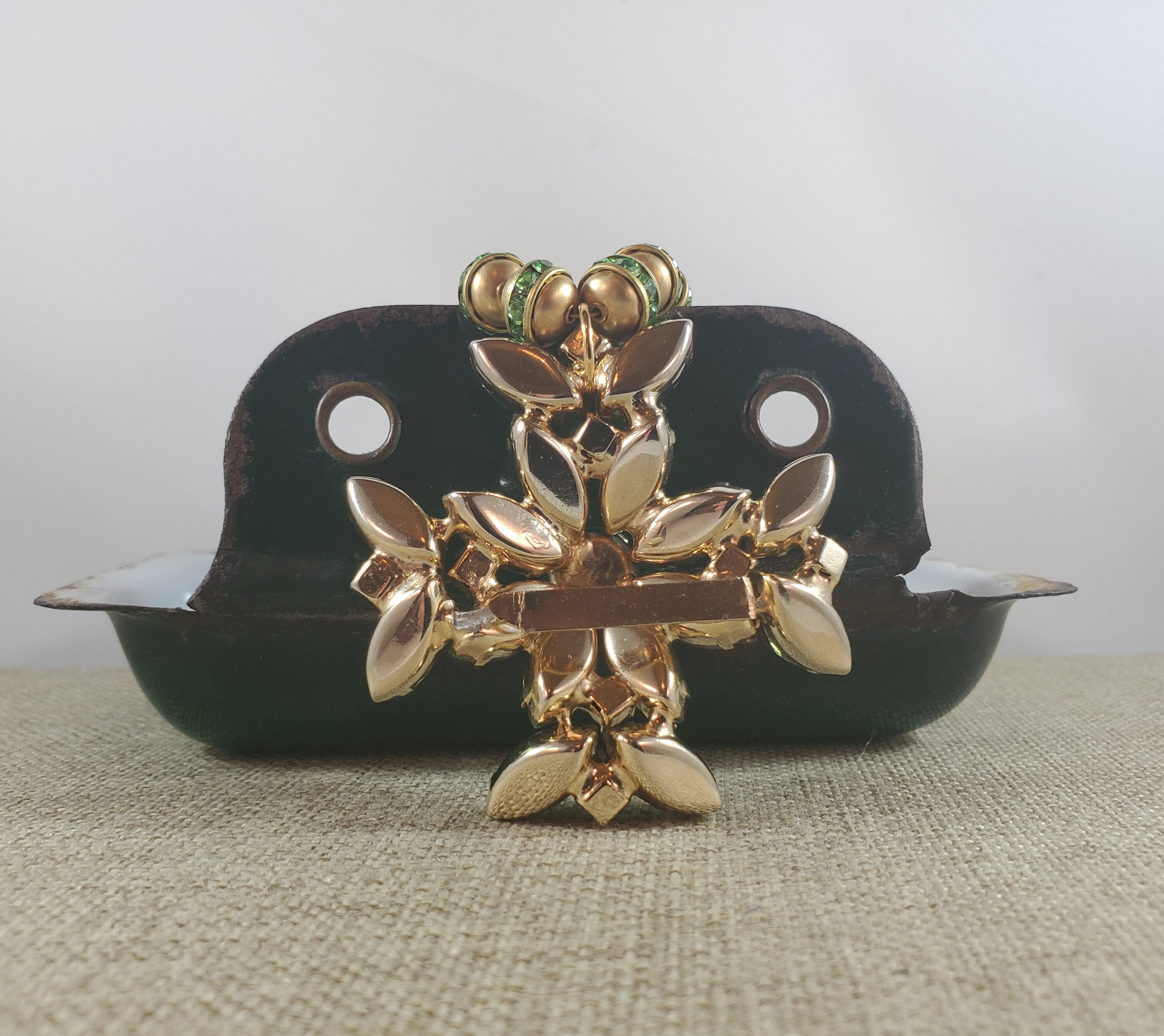 Repurposed Aurora Borealis Vintage Peridot Green and Watermelon Crystal ...