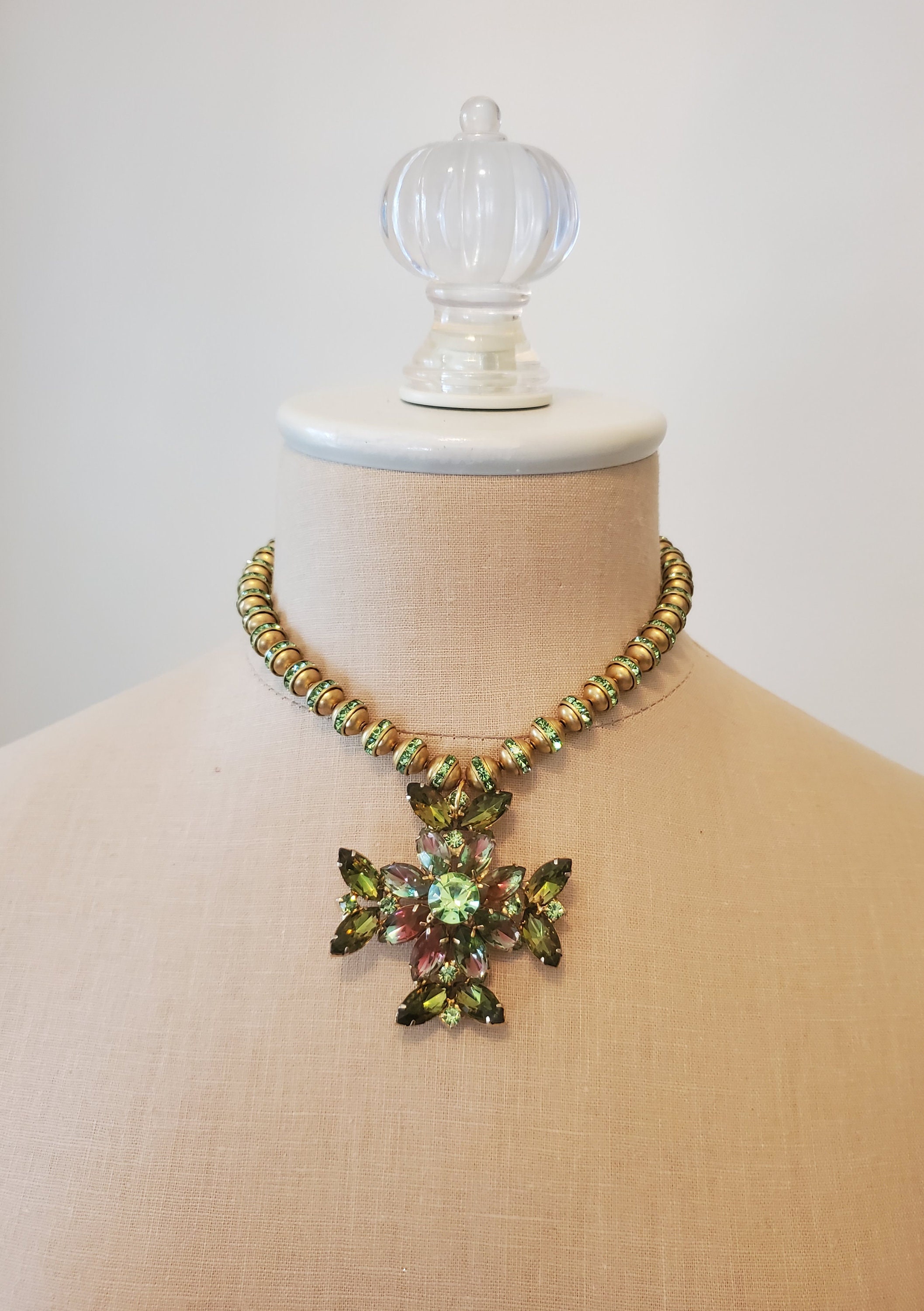 Repurposed Aurora Borealis Vintage Peridot Green and Watermelon Crystal ...