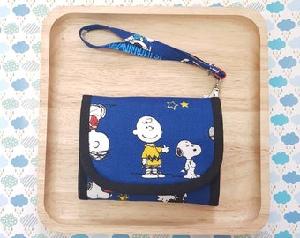 Snoopy wallet | Etsy