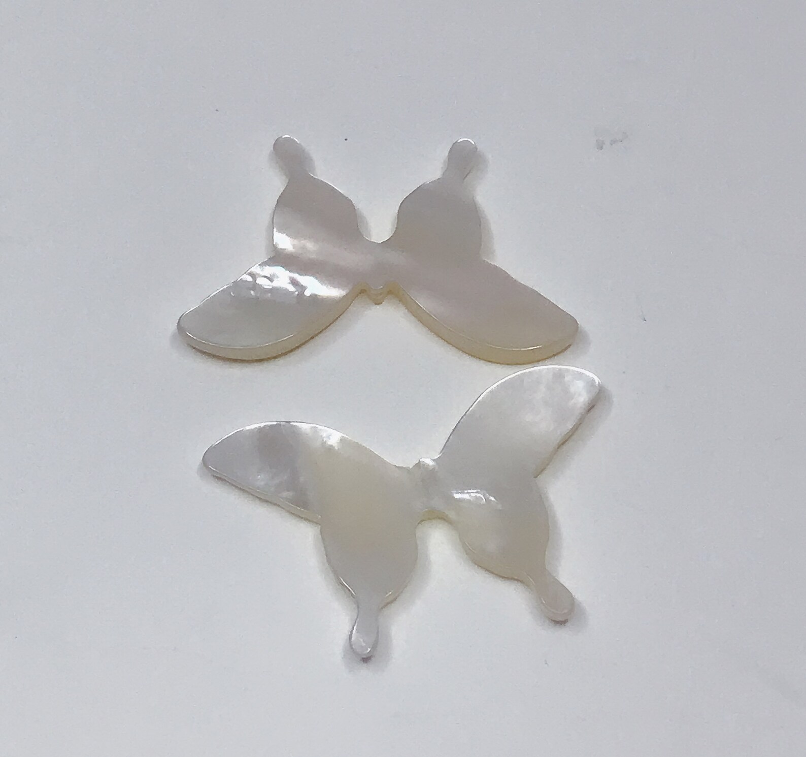 2 Pieces 2030mm White Shell Butterfly Beads Carved Shell - Etsy