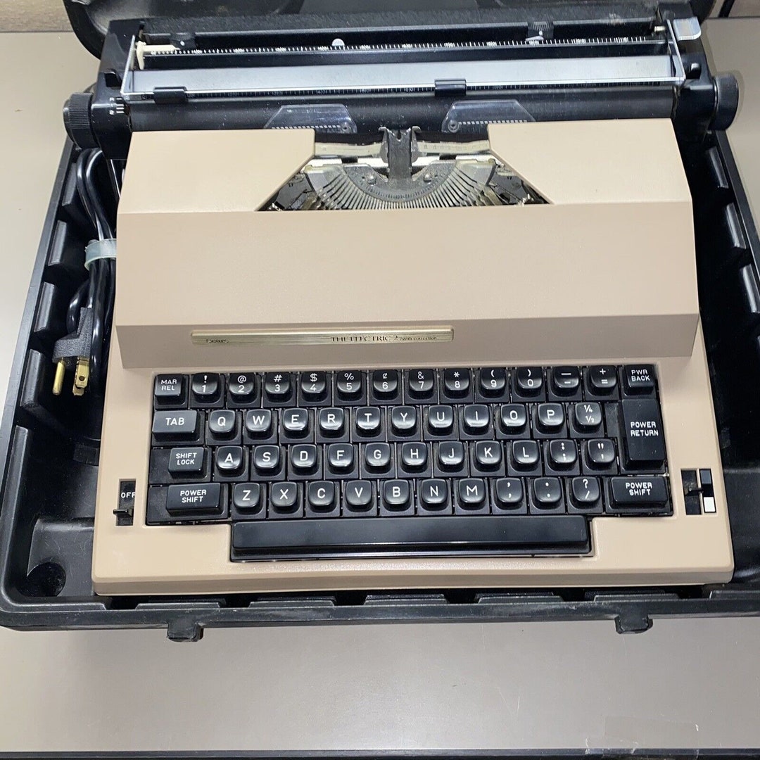 Sears the Electric 2 Typewriter Model 161 With Auto Correction and Hard ...