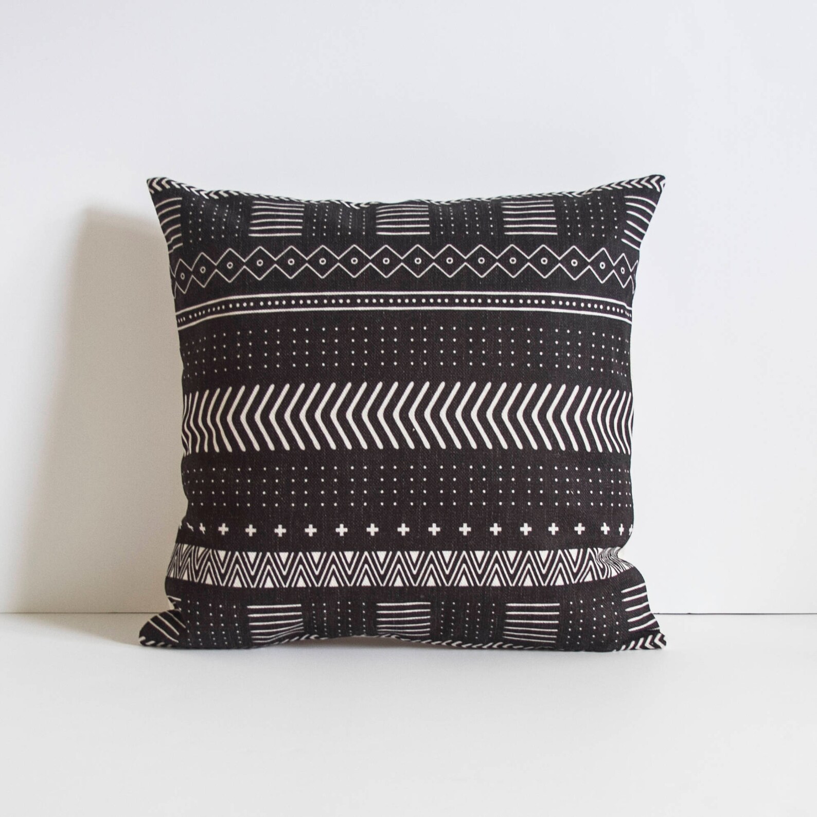 Aztec Pillow Cover Bohemia Pattern Pillow Cover Black Pillow - Etsy