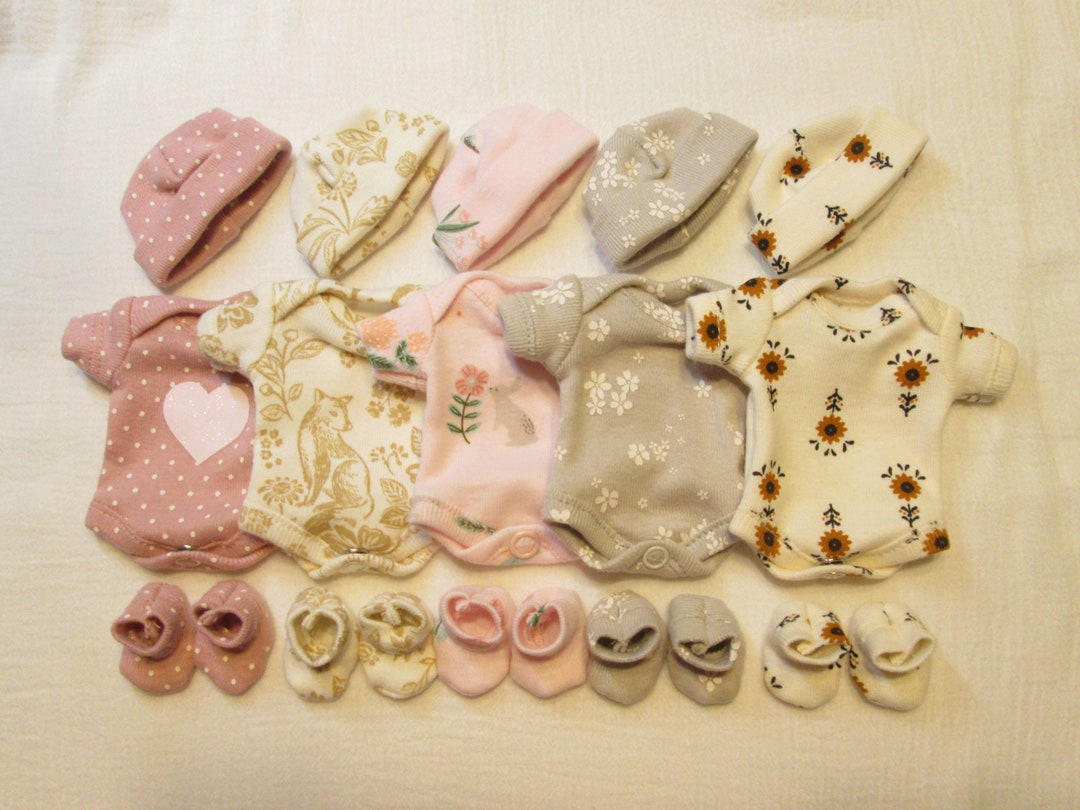 6-7 Miniature Baby Doll Bodysuit Hat and Booties 7 Baby Doll OOAK ...