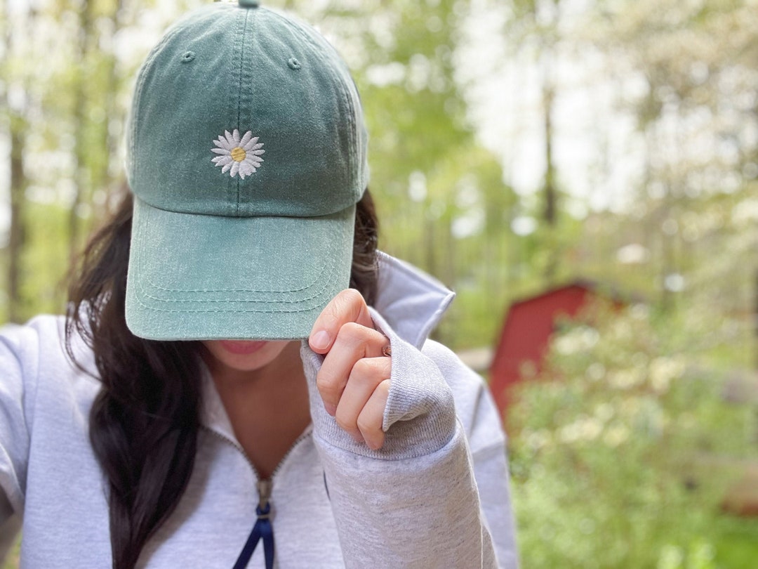Embroidered Daisy Hat, Monogrammed Daisy Hat, Monogrammed Initials Hat ...