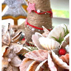 Christmas Shell Ball Set…all Dressed Up - Etsy