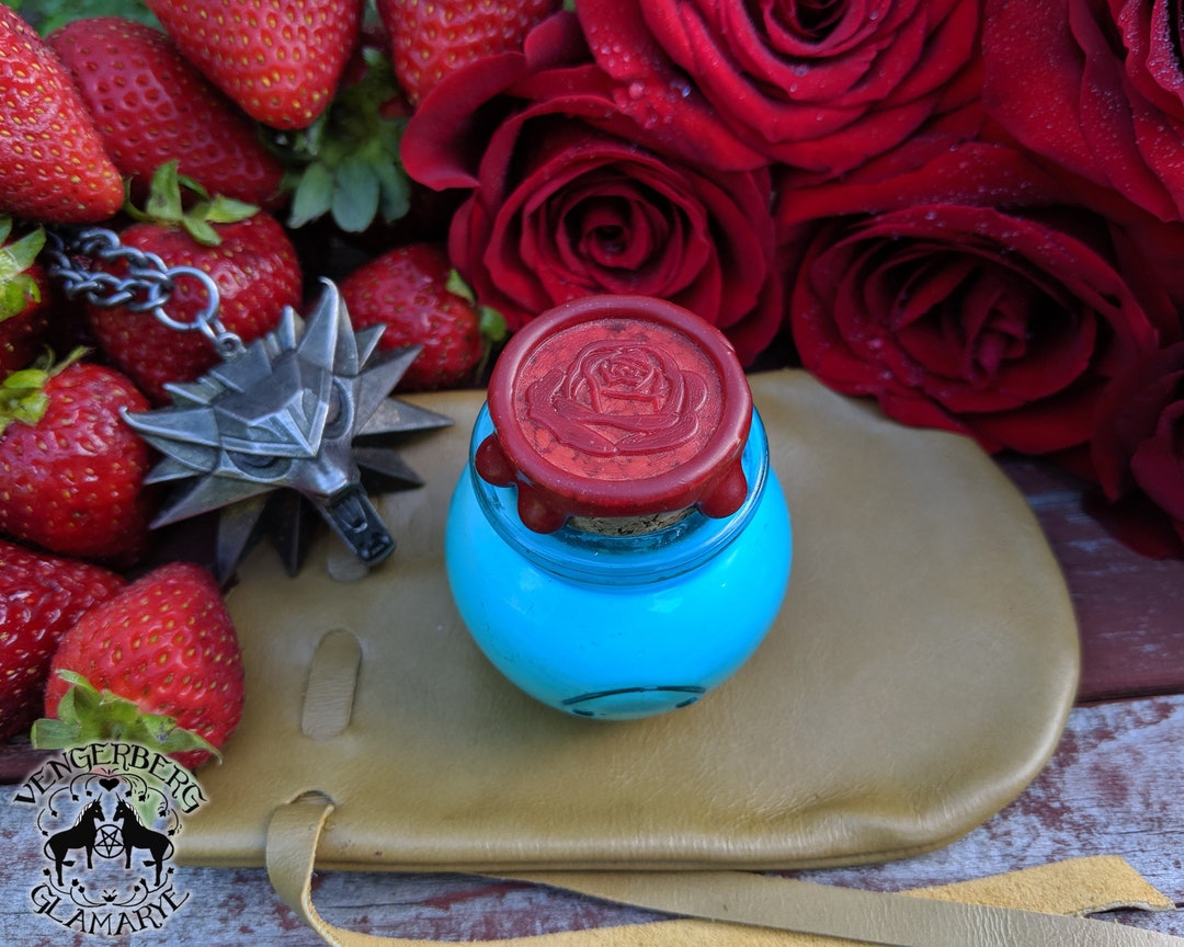 Triss Merigold Strawberry Rose Creme Perfume: the Witcher Cosplay - Etsy UK
