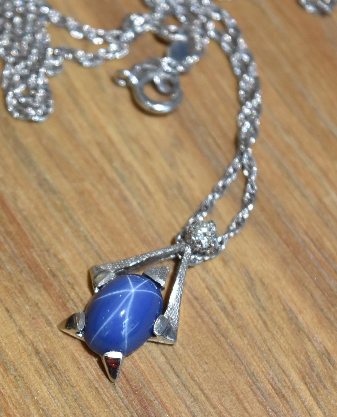 Vintage 14K White Gold Linde Star Sapphire and Diamond Pendant Necklace ...