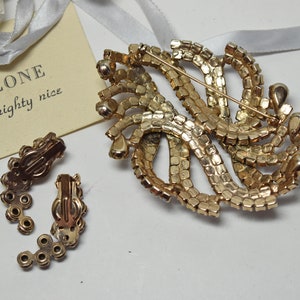 Vintage AB Ruby Crystal Rhinestone Pin Brooch W/ Matching Clip on ...