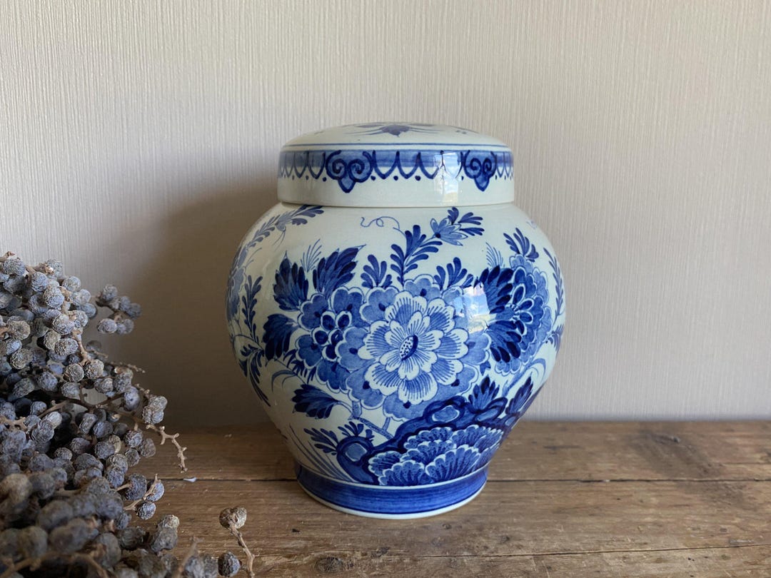 Delft Blue Ginger Jar Plateelbakkerij Ram Hand Painted Delft Blue Ware ...