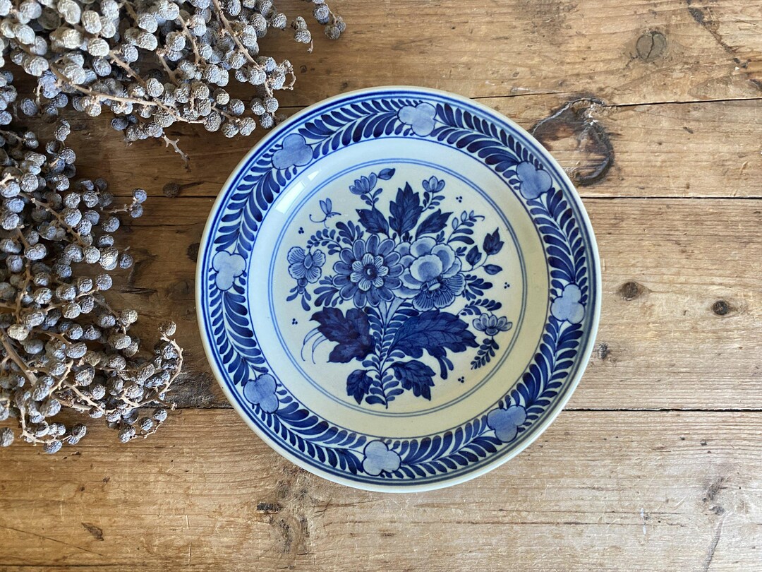 Delft Blue Plate by Ram - Hand Painted Wallplate, 7.3 Inches, Delft ...