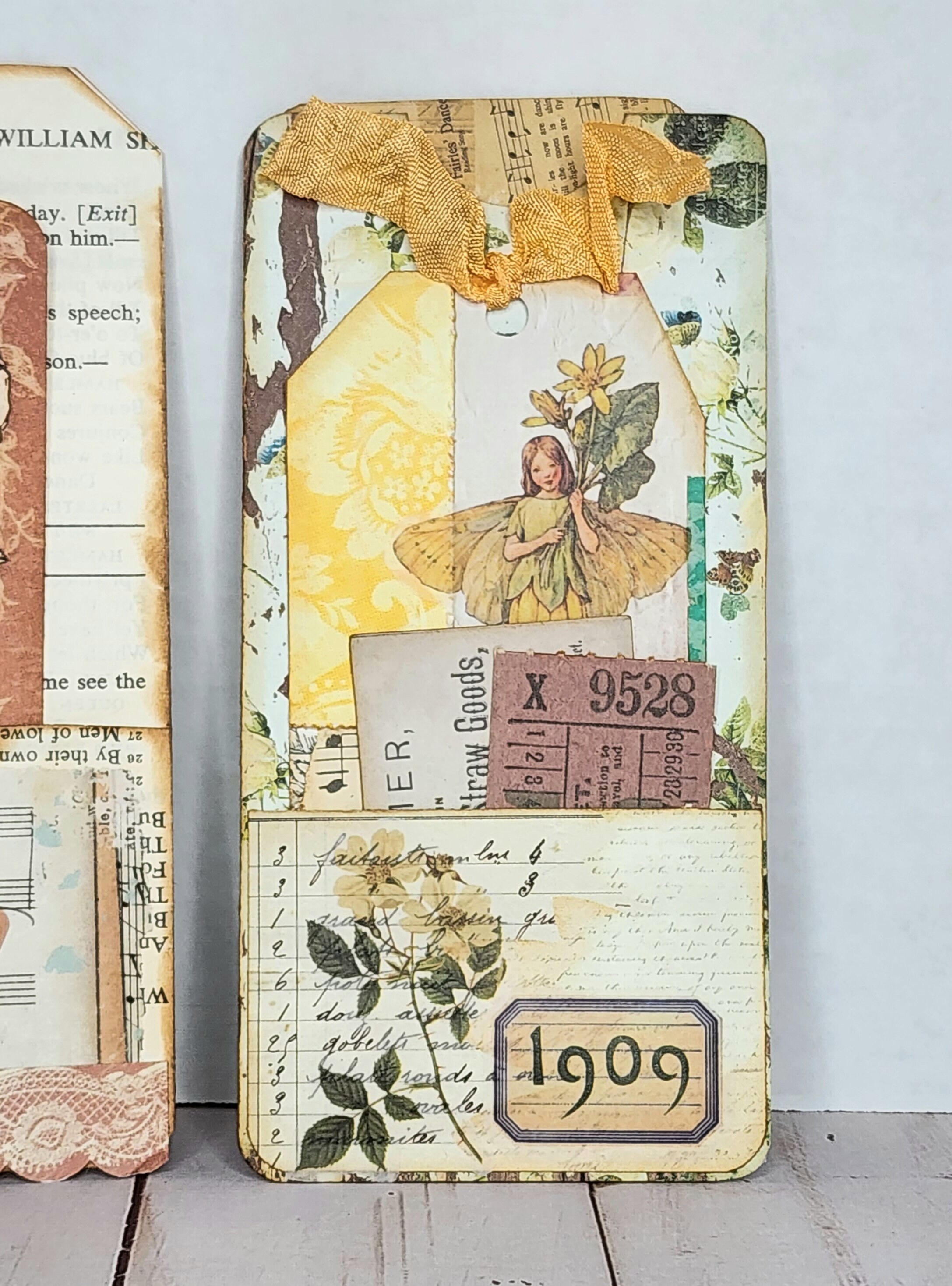 Small Junk Journal Tag and Pocket, Junk Journal, Vintage Style Junk ...