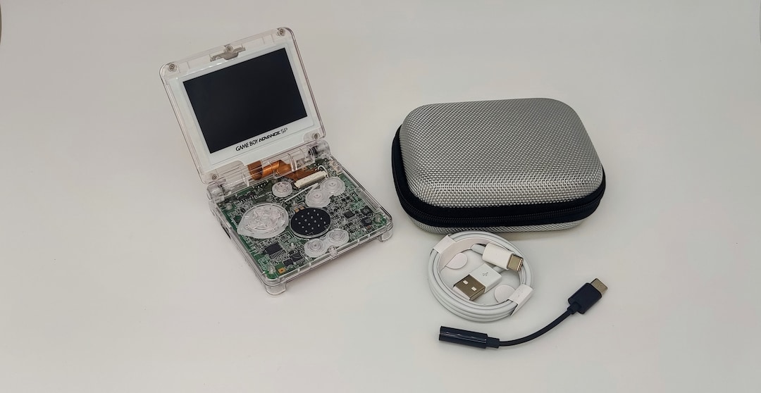 Gameboy Advance SP Backlight IPS - Mirror Clear- New Battery- USB C ...