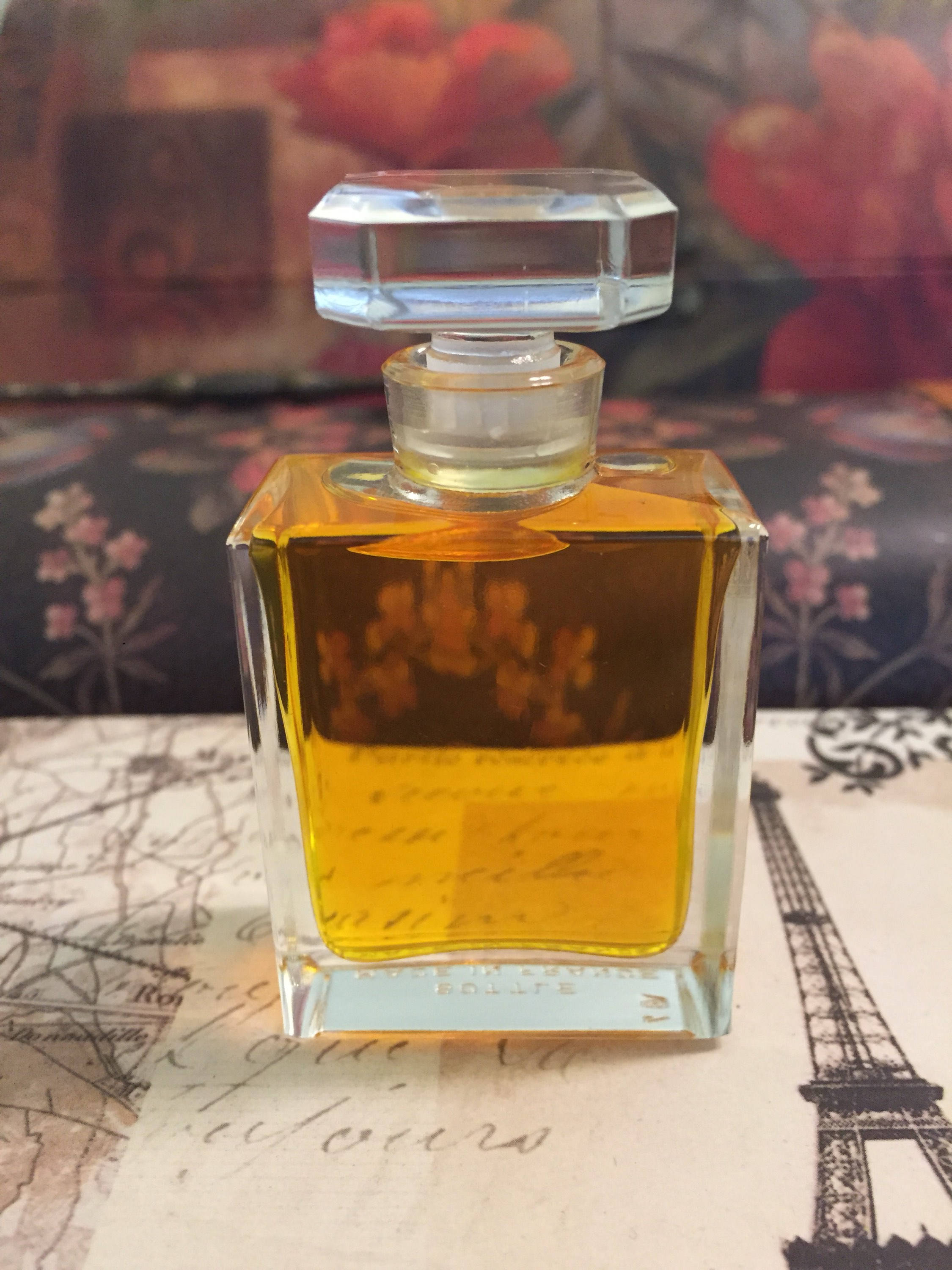 Sweet Root Perfume Oil - Etsy