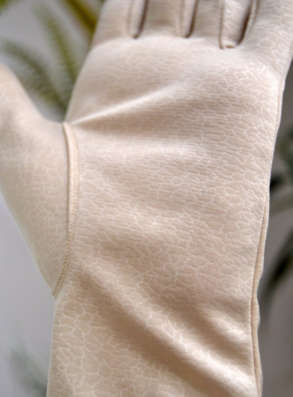 Original 60s Vintage pair of beige gloves, Wedding, b… - Gem